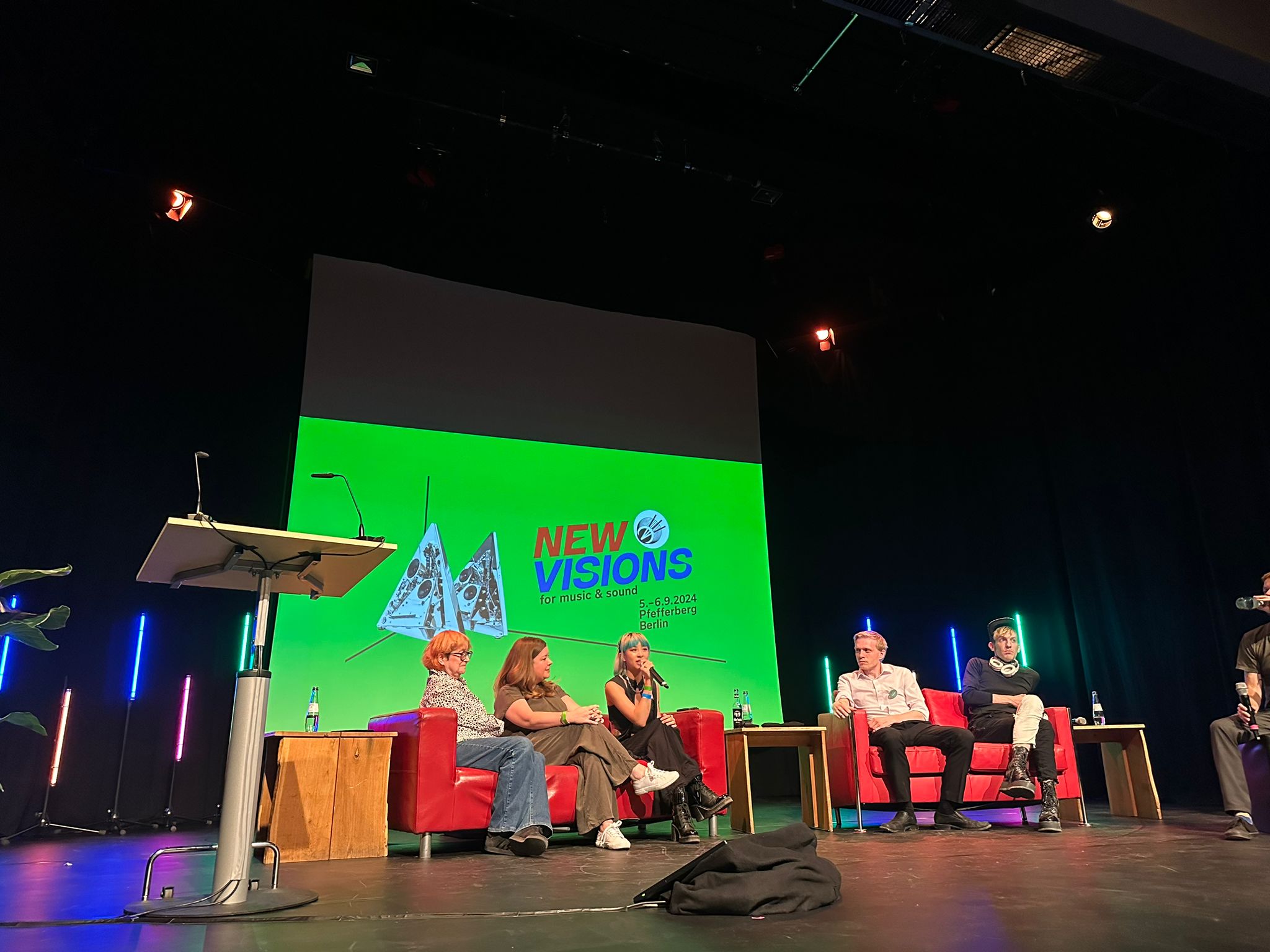 DAACI - A comprehensive ecosystem of collaborative and assistive music ...